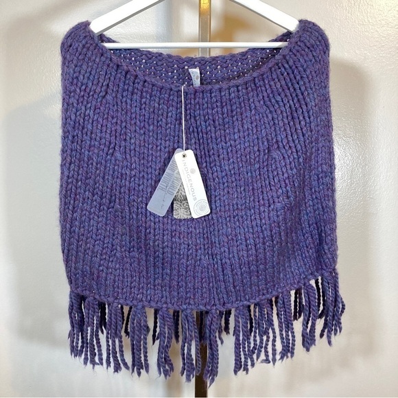 Indigenous | Accessories | Nwt Indigenous Purple Knit Shoulder Shawl ...